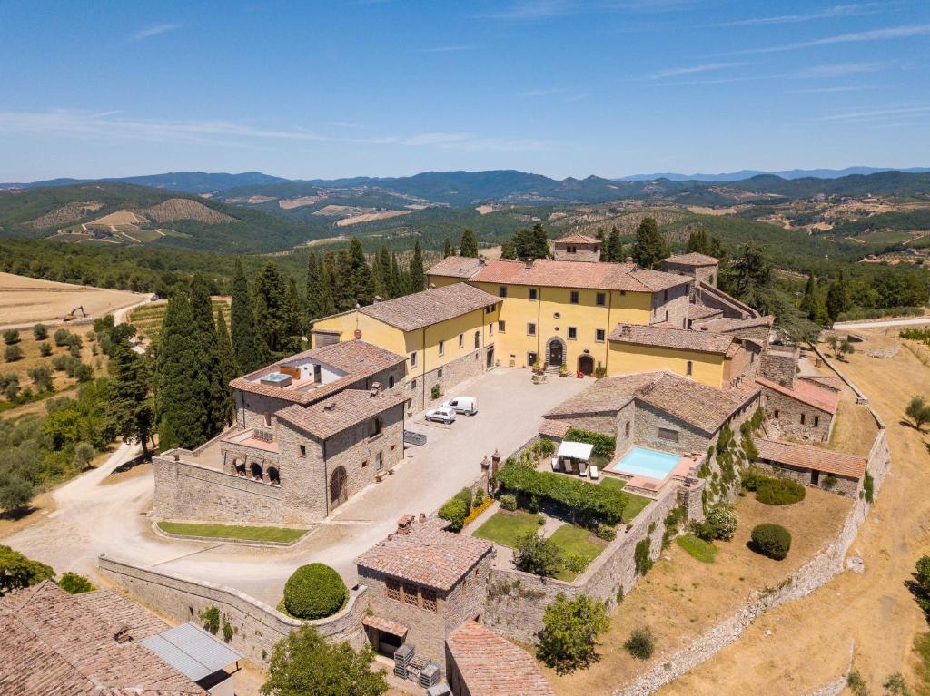 Charming Castle in Chianti Classico, Gaiole in Chianti (updated prices ...