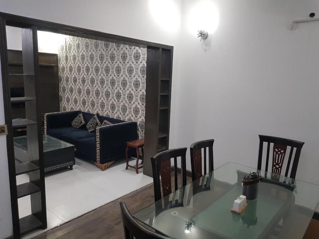 Rosy Room With Kitchen & Lounge, Lahore (precios actualizados 2025)