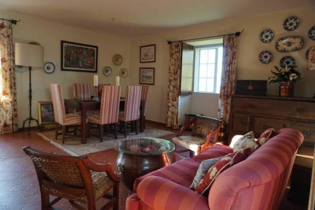 Extensive estate 10 minutes from Bayona and Beaches, Sabaris (updated ...