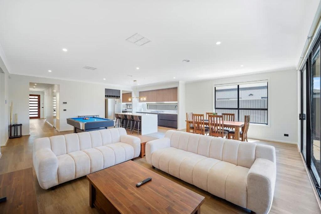 The Perfect Beach Family Getaway in St Leonards, Saint Leonards ...