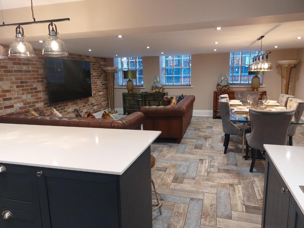 The Admirals Room, Whitby (updated prices 2025)