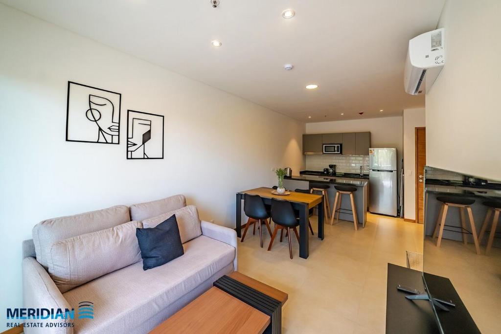 Edificio Emerald, Asuncion (updated prices 2025)