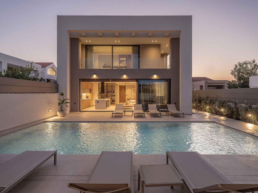 Sancy Luxury Villa 400M Strand, Beheizter Pool Und Fitnessstudio, Kato ...