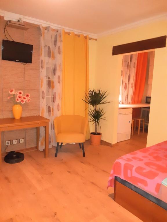 Lisbon metro Arroios, Lisbon (updated prices 2025)