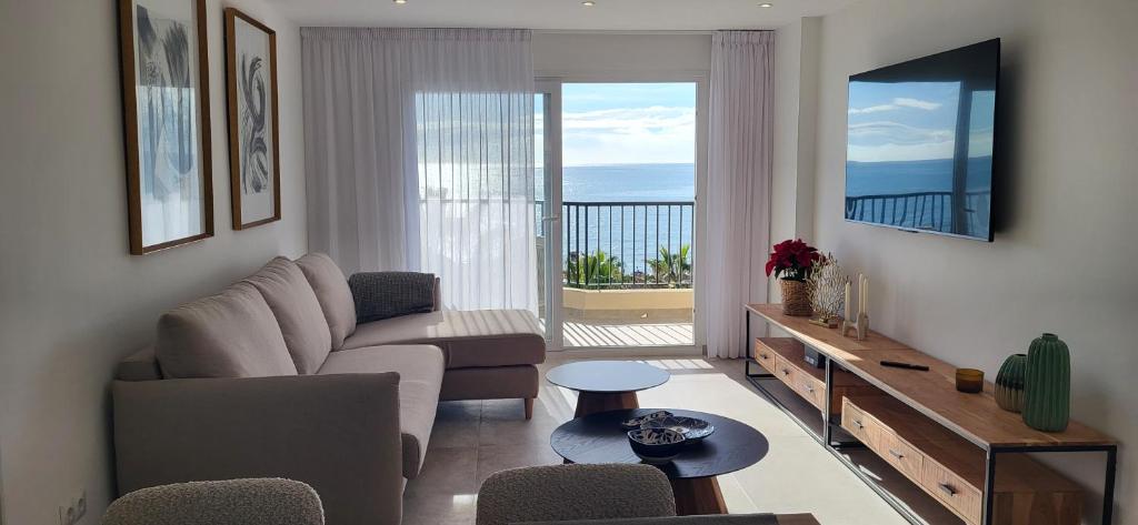 Las Antillas Beach, Fuengirola (updated prices 2025)