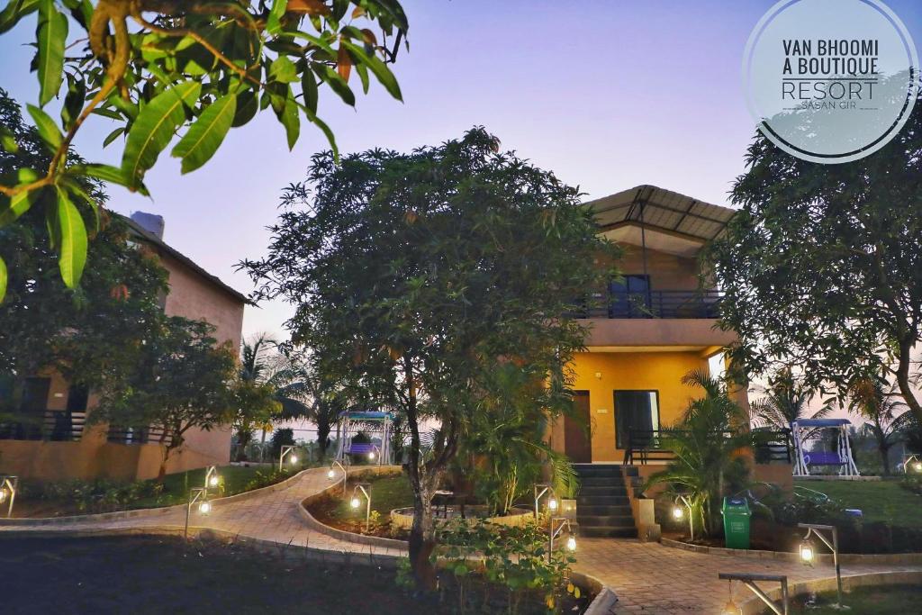 Vanbhoomi Resort, Sasan Gir (updated prices 2025)
