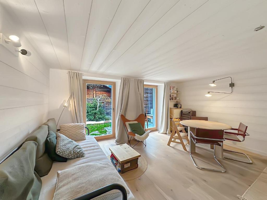 Perfect Lodge 10 mns from Verbier, Swiss Alps, Sarreyer (updated prices ...