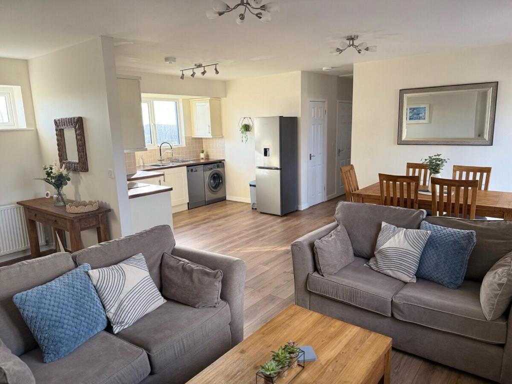 Sea Spire Coach House, Charlestown (updated prices 2026)