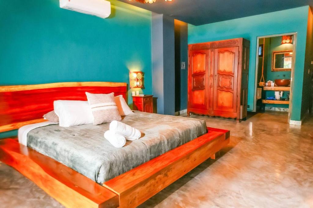 Tulum Hideaway with Rooftop Pool Bliss-King Bed, Tulum (updated prices ...
