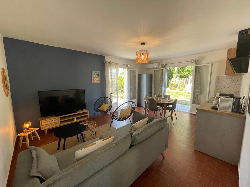 Villa 2 plages avec jacuzzi privée à 600m de la plage, Saint-Palais-sur ...