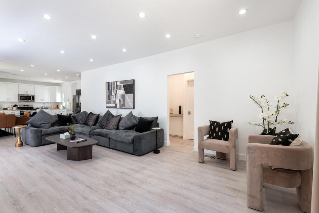 Modern 3BDR Ground Level Duplex Beverly Hills Adj, Los Angeles (updated ...