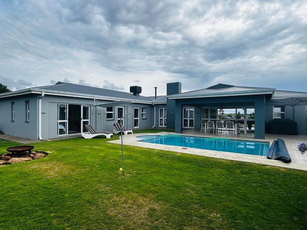 Harbour Town 12 Sleeper, Vaal Marina (updated prices 2026)