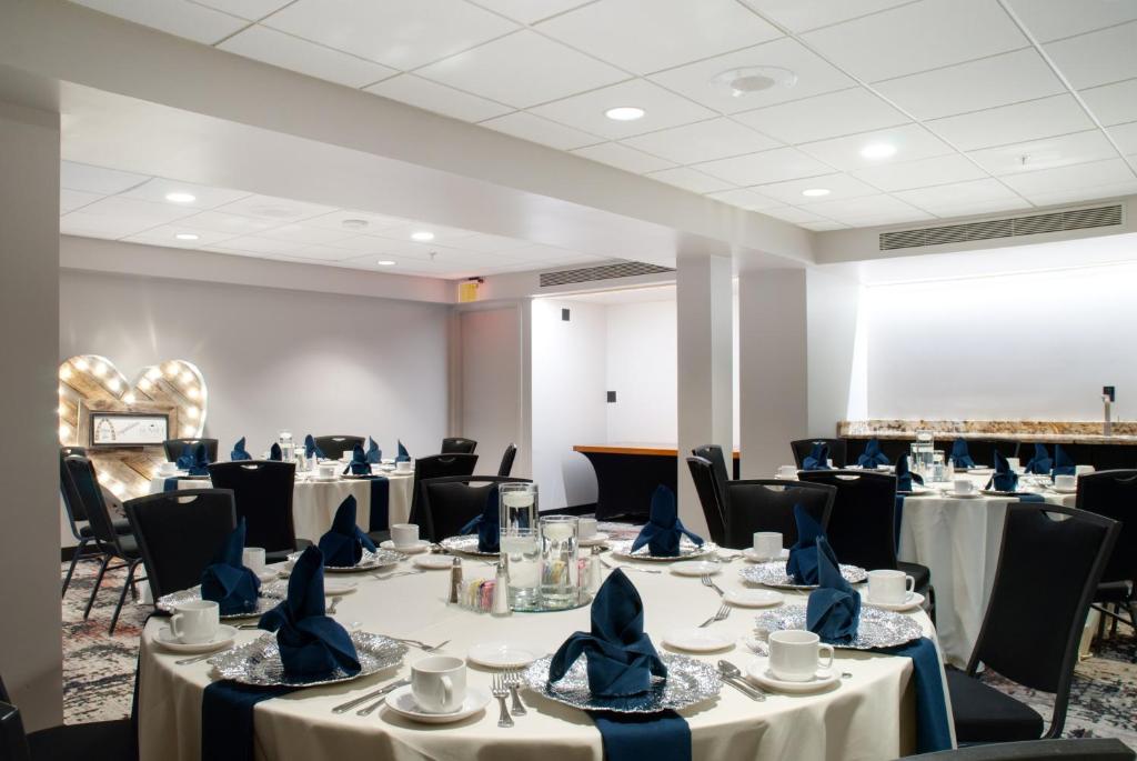 Holiday Inn St Louis SW - Route 66 by IHG, Saint Louis (updated prices ...