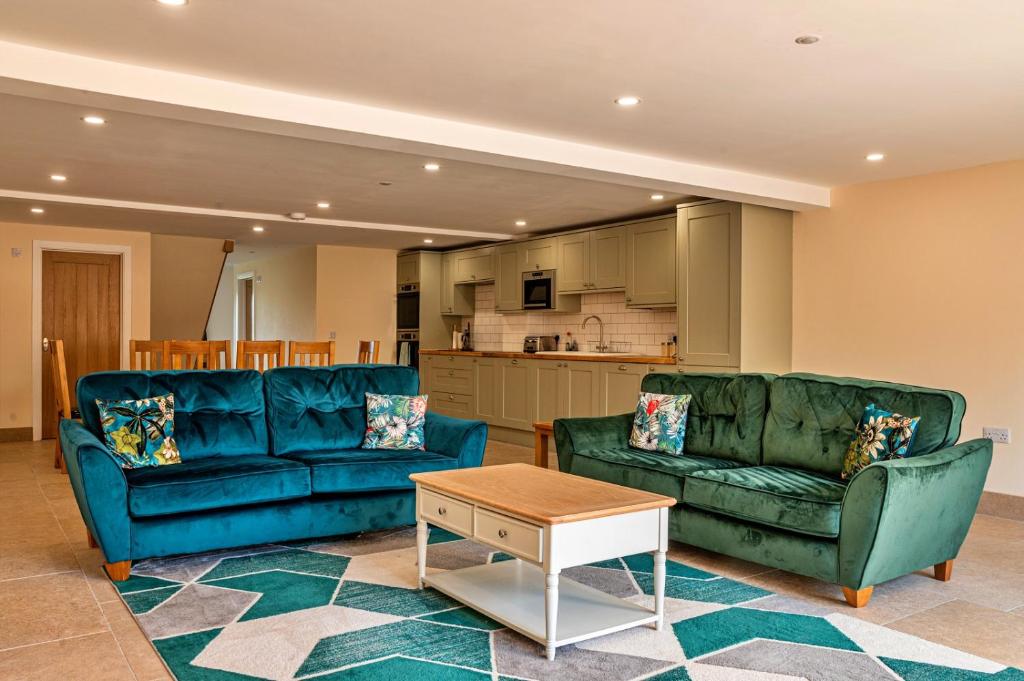 Little Rissington - Barn Six, Little Rissington (updated prices 2025)