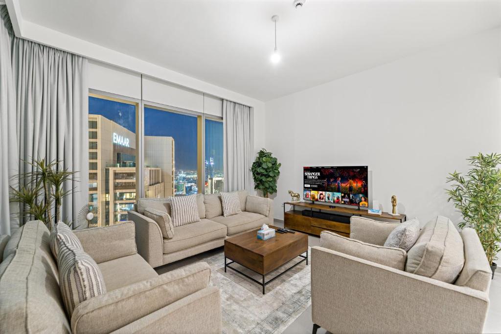 Elegant 2BR in Downtown Dubai l Walk to Dubai Mall, Dubai (updated ...