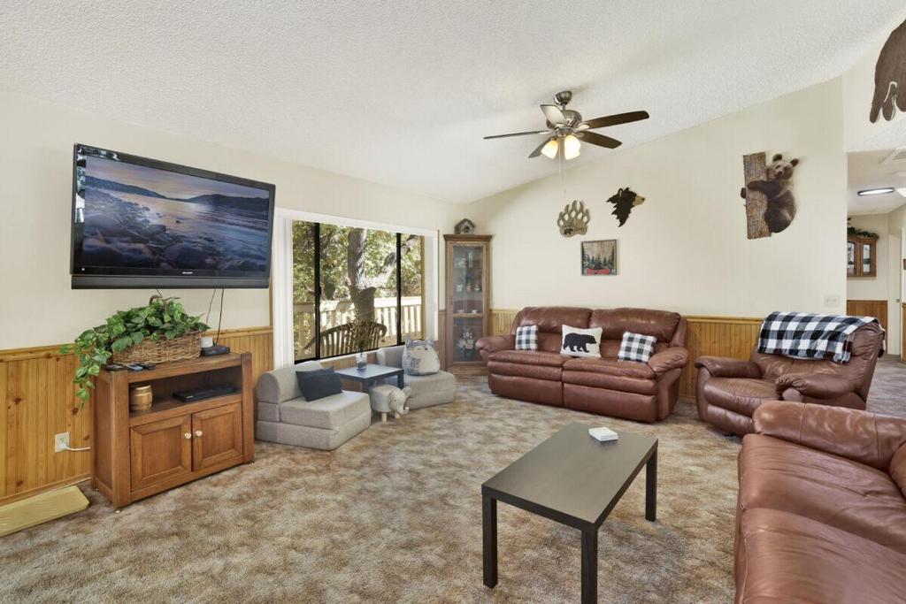 Rutter Family Retreat by Big Bear Vacations, Sugarloaf (updated prices ...