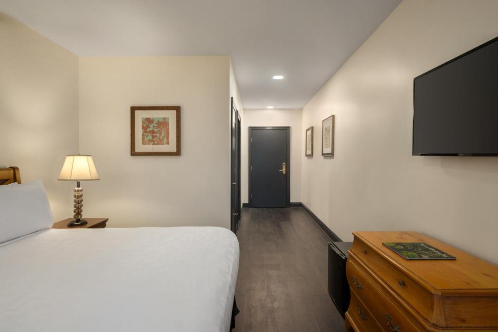 Le Richelieu Hotel in the French Quarter, New Orleans (updated prices 2025)