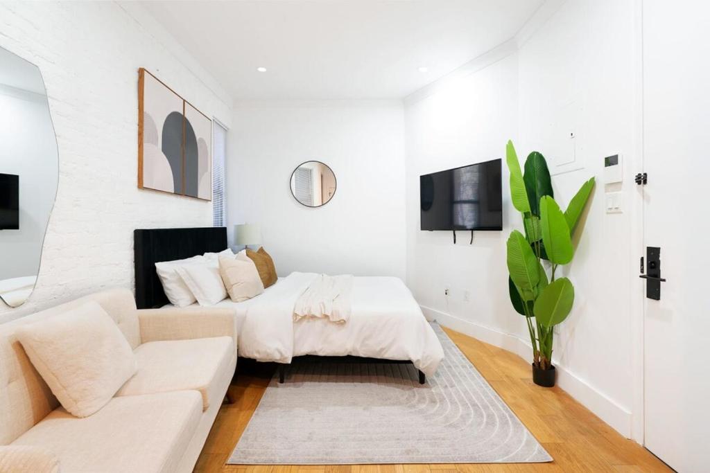 403-2E Newly Renovated Studio UES, New York (updated prices 2025)