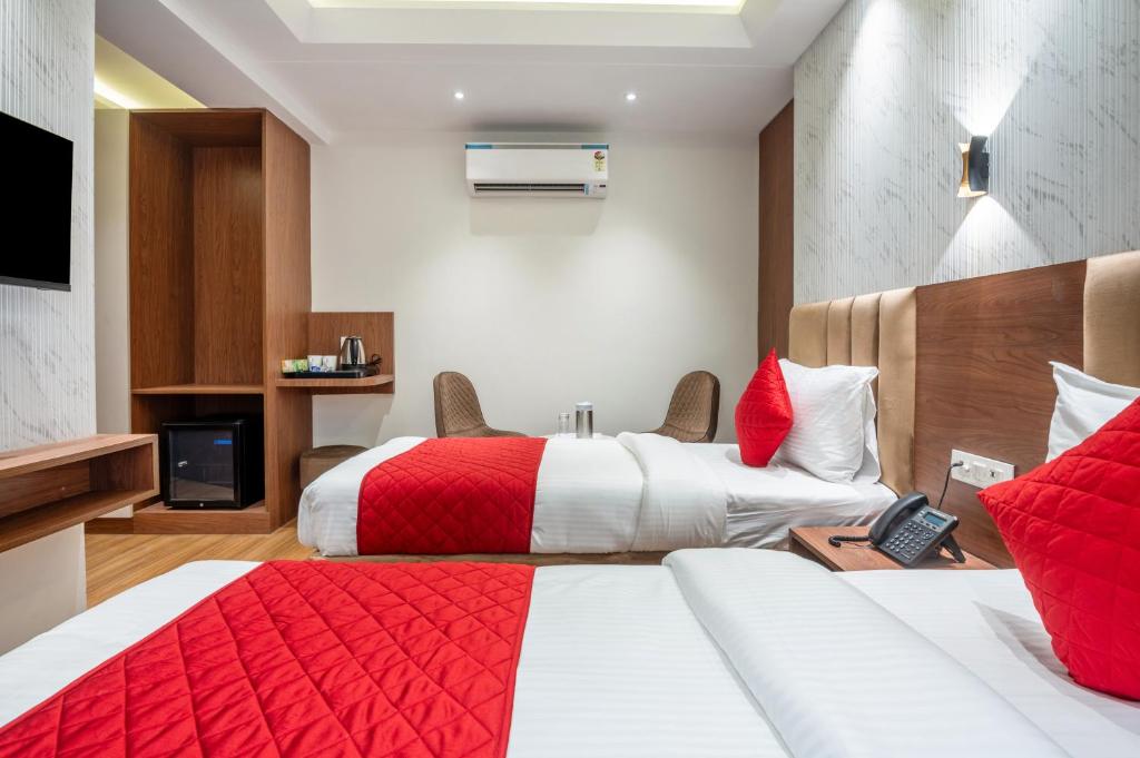 Hotel Grand Aavaas- Traveller's Choice Award Winner 2025, New Delhi ...