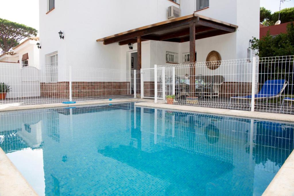 Poniente, Roche (updated prices 2025)