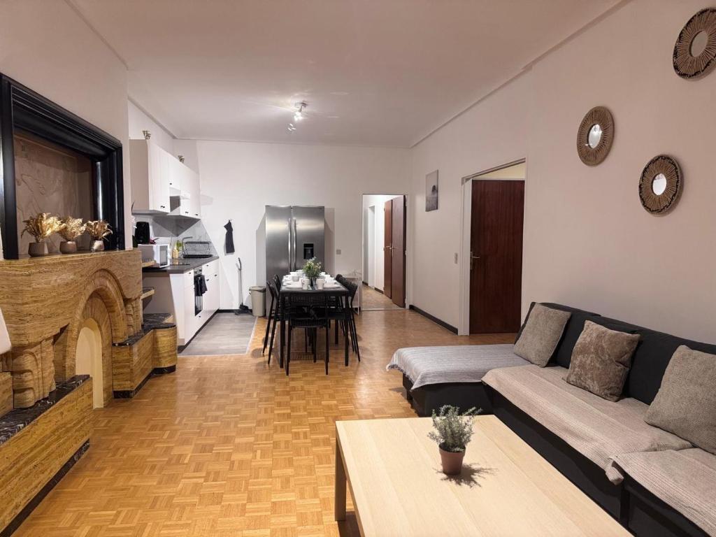 Simon Apartment, Antwerp (updated prices 2025)