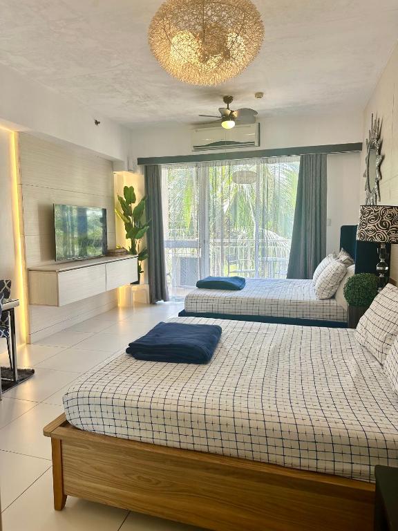 215 Carola B - Pico de Loro, Cutad (precios actualizados 2025)