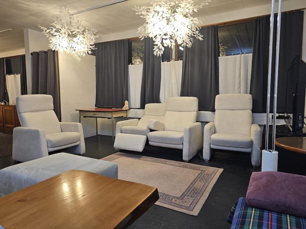 Appartement 70m2 proche pistes, Anzère (updated prices 2025)