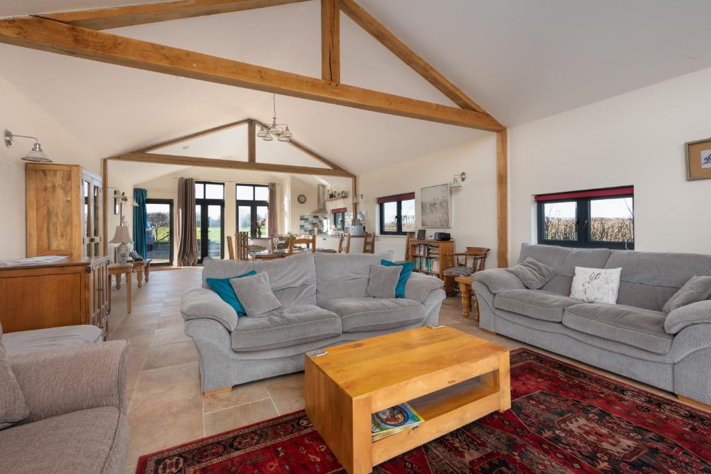 Leveret Lodge, Grove Ferry (updated prices 2025)