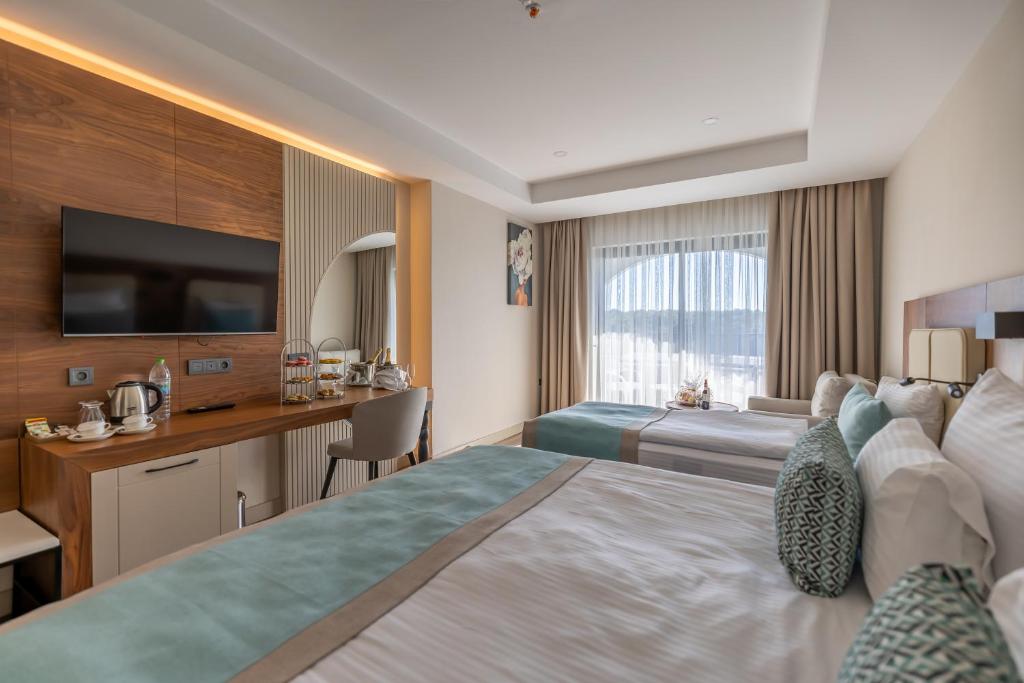 Side Moon Palace Hotel, Side (updated prices 2025)