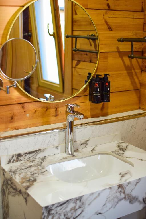 Ridge Cabin Resort, Limuru by Superior Hotels Kenya, Nairobi (updated ...