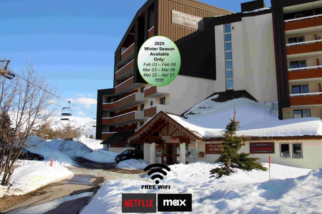 Superb view+Swim Pool+Smart TV+Netflix+Projector, Huez (bijgewerkte ...