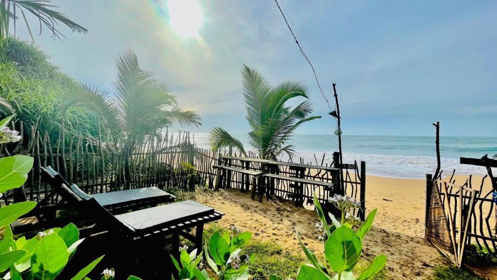 Waves ranna cabana and seafood, Ranna (updated prices 2026)