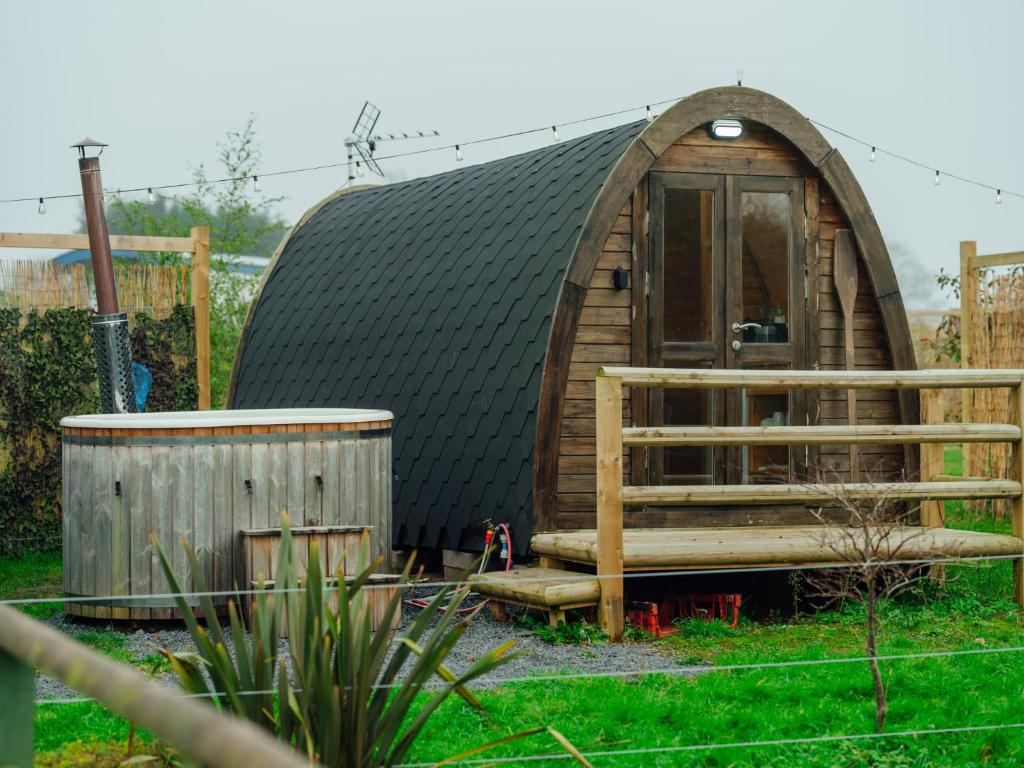 Sunset Retreats The Ice Viking, Worcester (updated prices 2026)