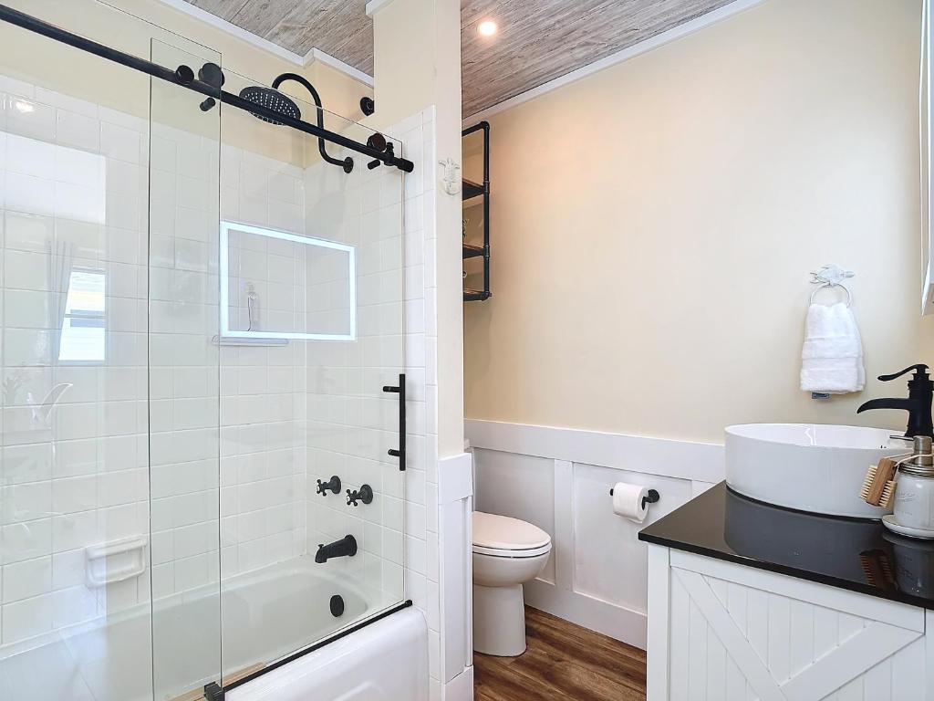 244 Dundee, Fort Myers Beach (updated prices 2025)