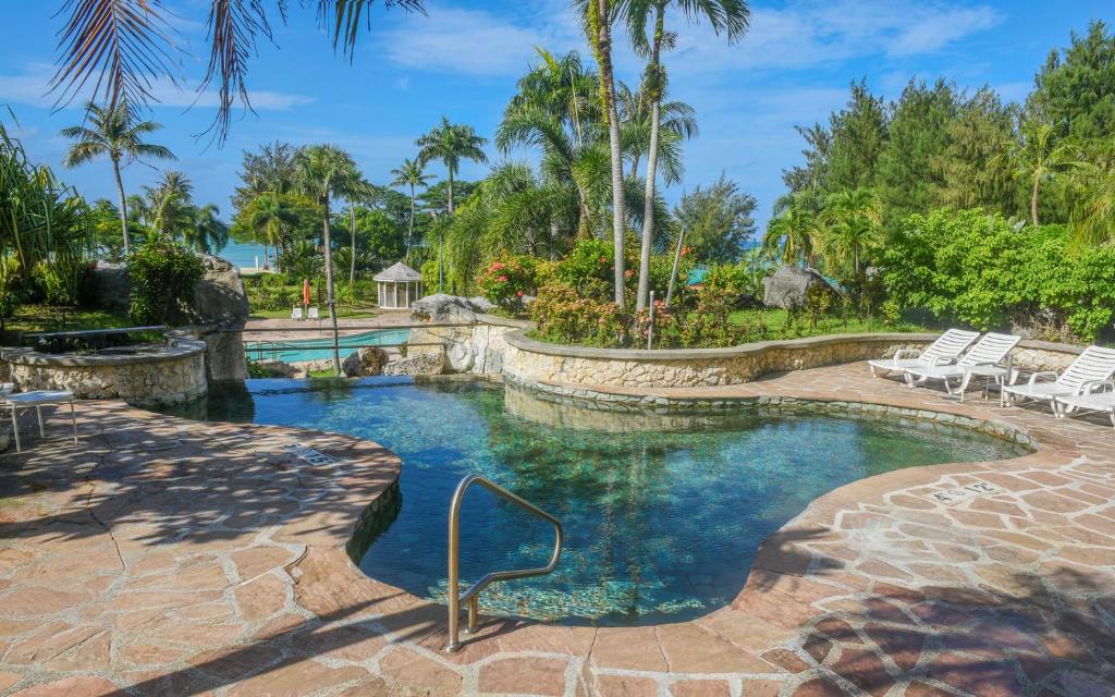 Marianas Beach Resort, Saipan (updated prices 2025)