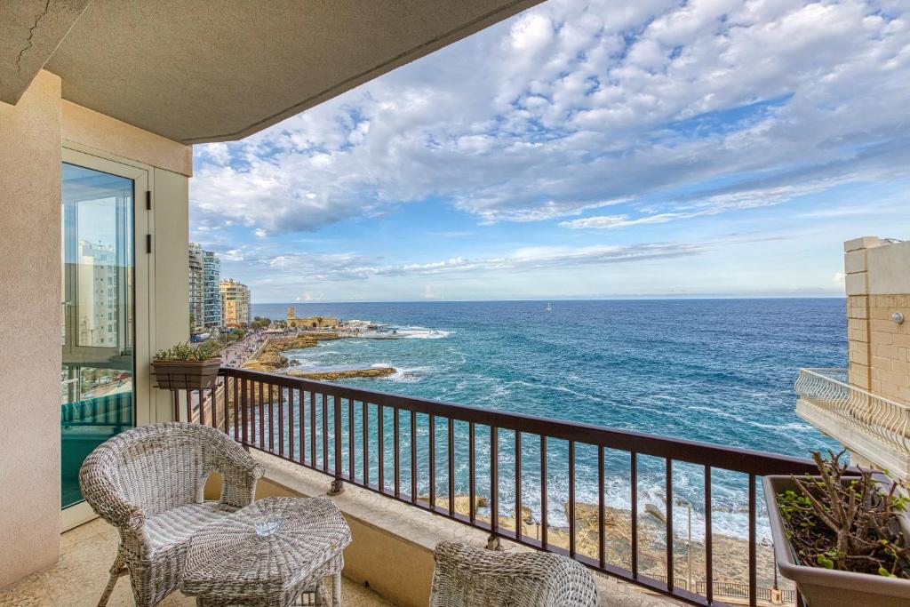 Rokna seaview, Sliema (updated prices 2025)