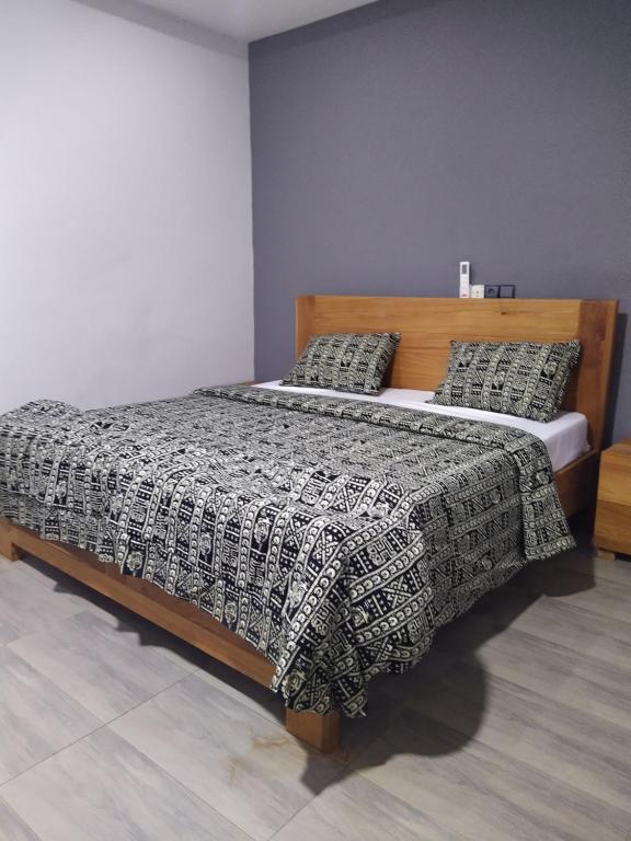 Zarah, Atchavé (updated prices 2026)