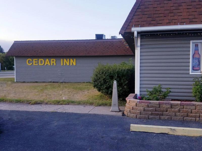 Cedar Inn Motel, Cavalier (updated prices 2026)