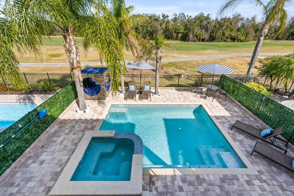 Fairway Ridge Joy, Games Room, Golf Course Views, Reunion Membership ...
