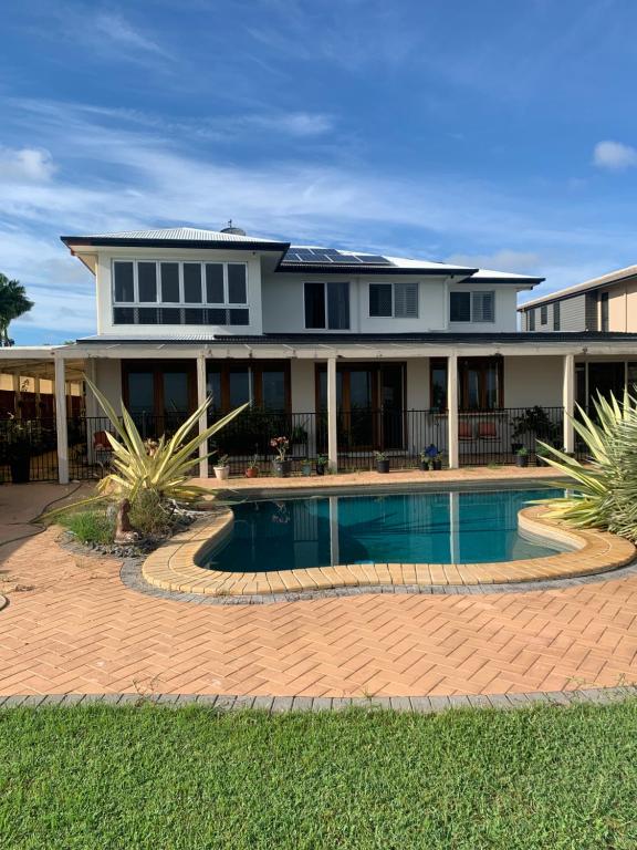 Bushland on the Beach, Bushland Beach (tarifs actualisés, 2025)