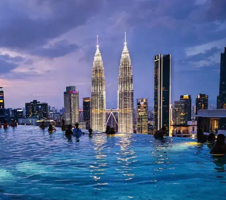Eaton Kuala Lumpur with KLCC Skyline View Pool, Kuala Lumpur (precios ...