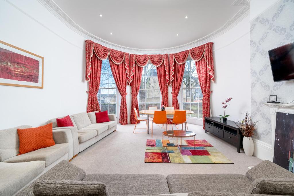 Canary Wharf - Spacious Apartments Near London ExCel Exhibition Centre ...