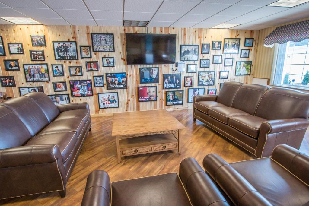 Blue Gate Garden Inn, Shipshewana (updated prices 2025)