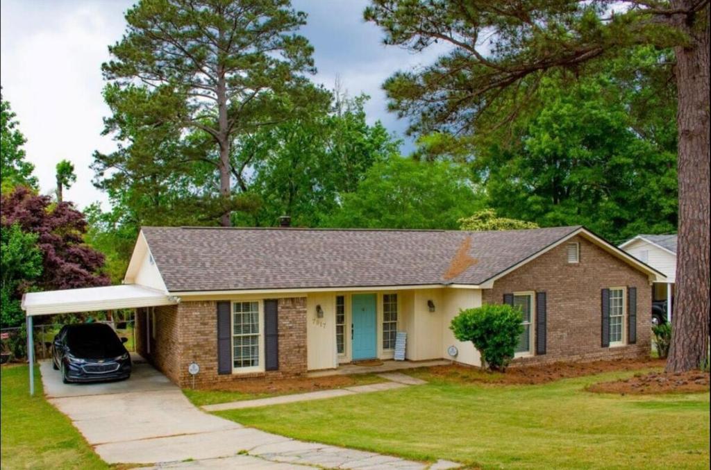 Charlie Mae's Cottage on CleoMae's Cottage on Cleo, Columbus (precios ...