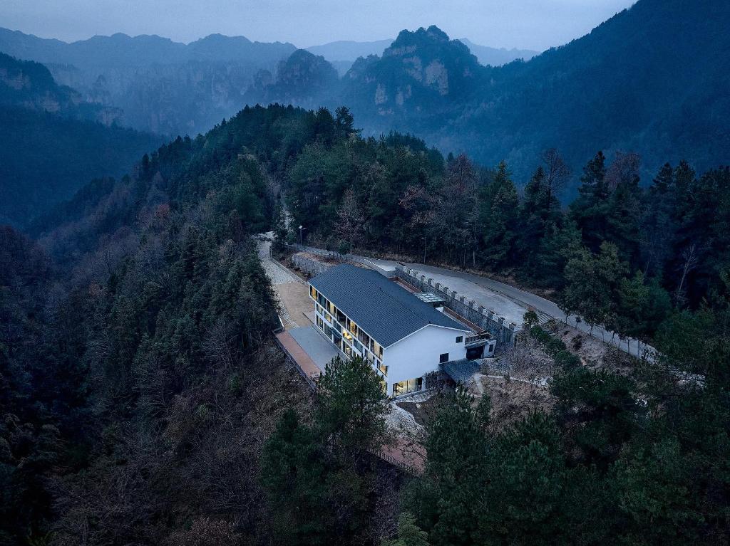 Pandora Boutique Hotel---Within Zhangjiajie National Forest Park ...