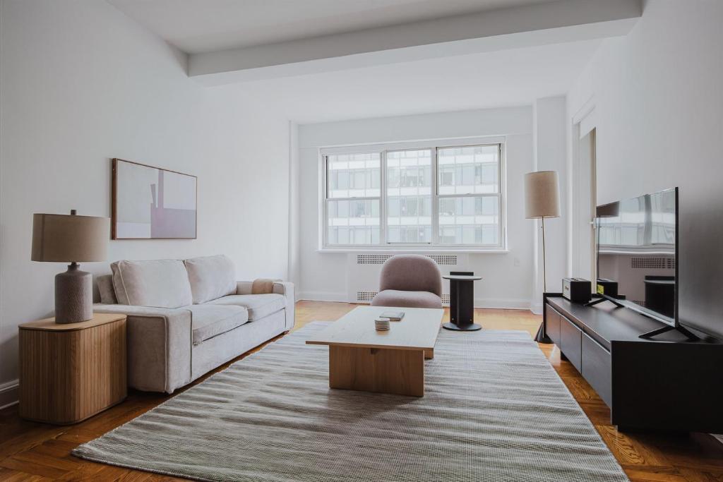 Blueground Midtown East AC nr Central Park NYC-1716, New York (updated ...