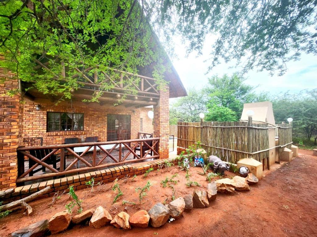Indlovu Inn, Marloth Park (updated prices 2025)