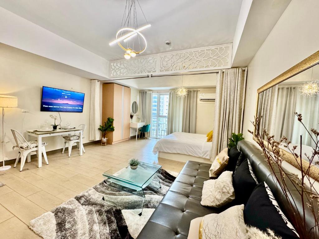 Cozy Home at Venice Luxury BGC, Manila (updated prices 2025)