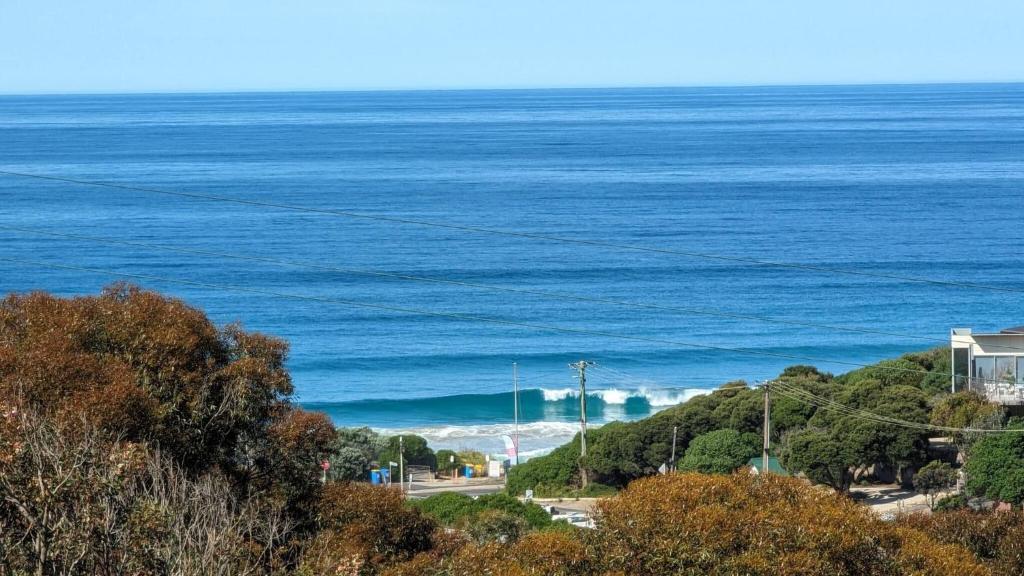 Fairhaven Beach House with Ocean Views and Tranquil Setting, Aireys ...