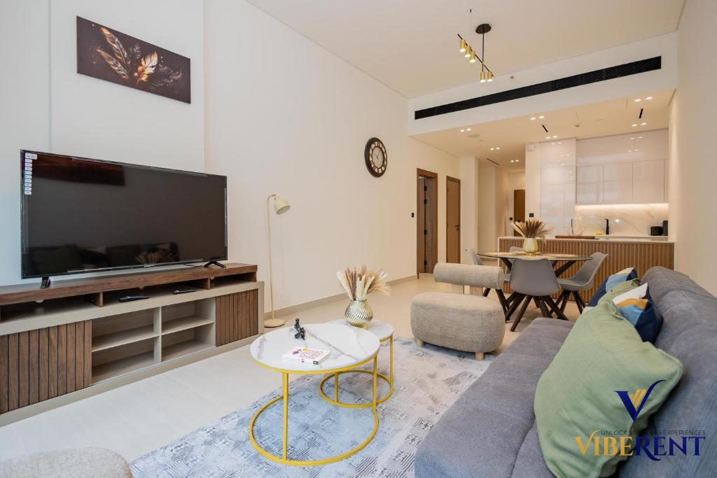 1-BR Binghatti Rooftop Pool, Gym, Dubai (updated prices 2026)